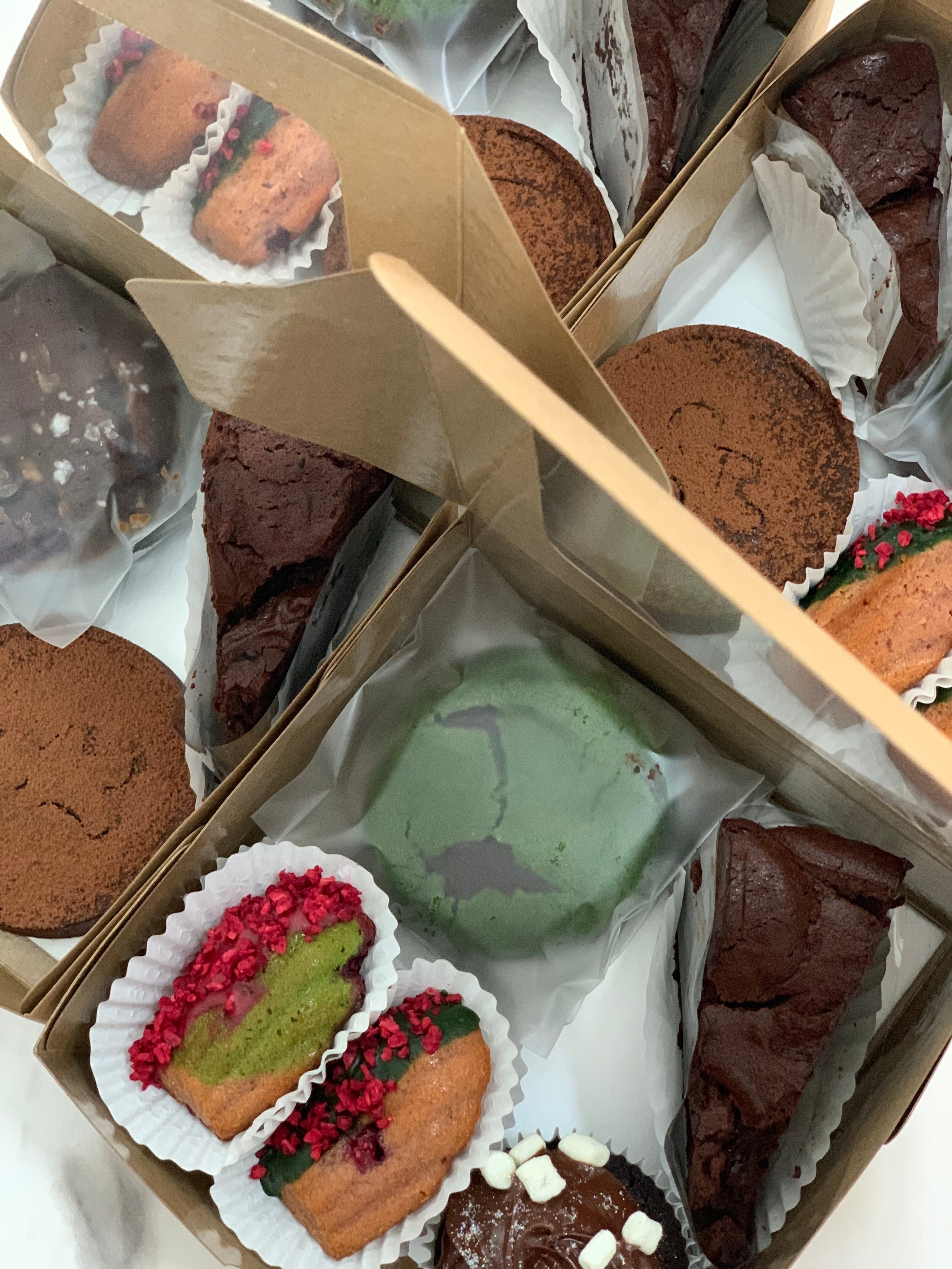 Excess Bakes – The Spatula & the Pen